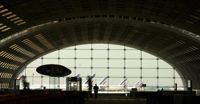 Transport aérien - Abandon du projet d'extension de Roissy-CDG : A quoi ...